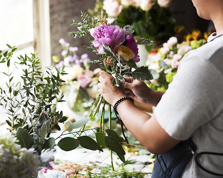 Why Shop Local | Phoenix (AZ) Flowers, Plants, & Gifts | Phoenix Flower ...